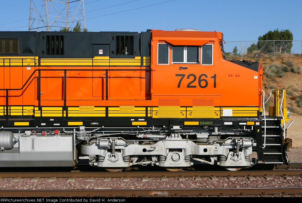BNSF 7261